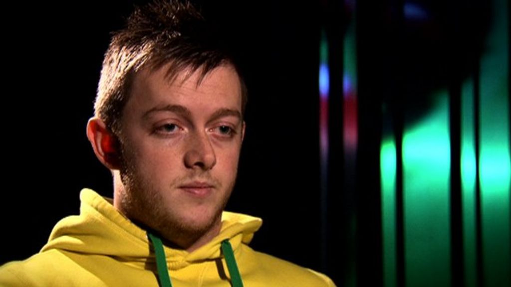 UK Snooker Championship: Allen stands by Hearn criticism - BBC Sport