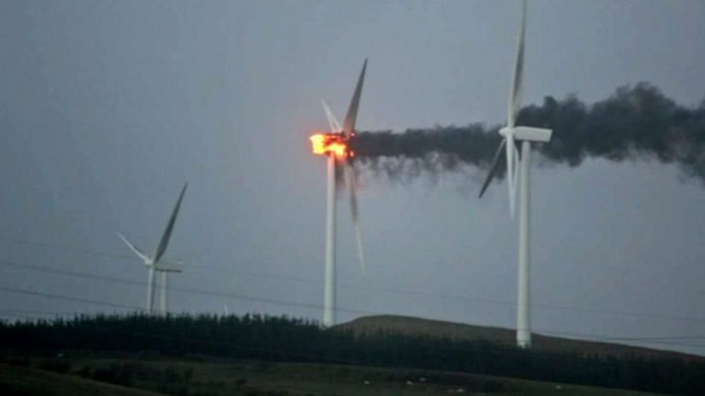 Storm caused wind turbine fire - BBC News