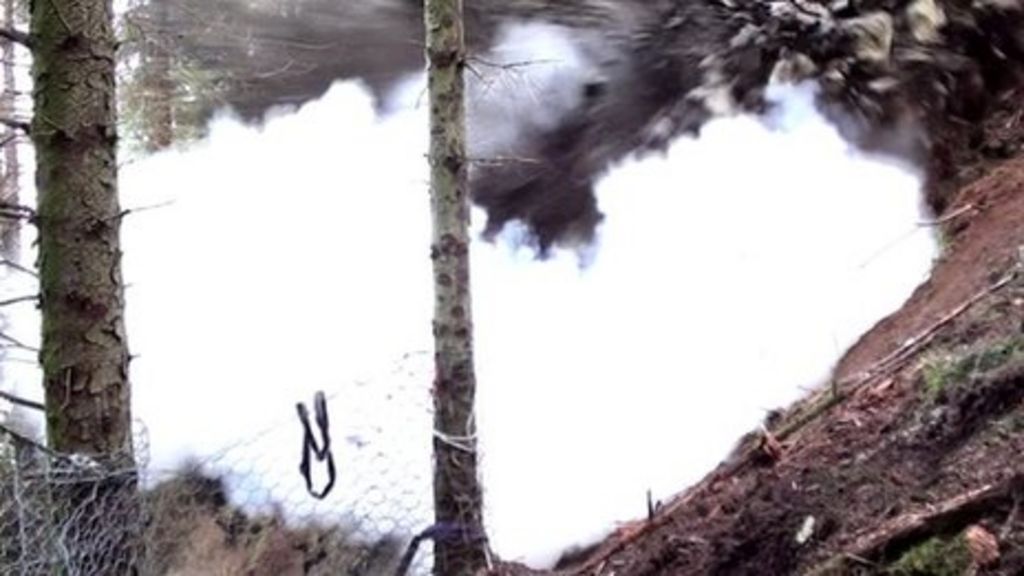 Dangerous rock near A82 blown up - BBC News