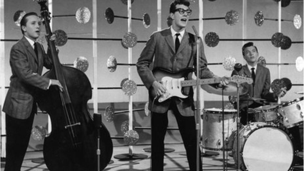 Buddy Holly guitar frets used in replica instruments - BBC News