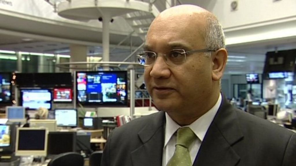 Police riot tactics flawed, says Home Affairs Committee - BBC News