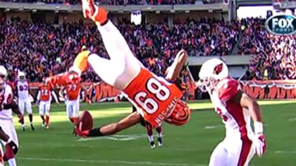 Cincinnati Bengals' Jerome Simpson scores amazing touchdown - BBC Sport