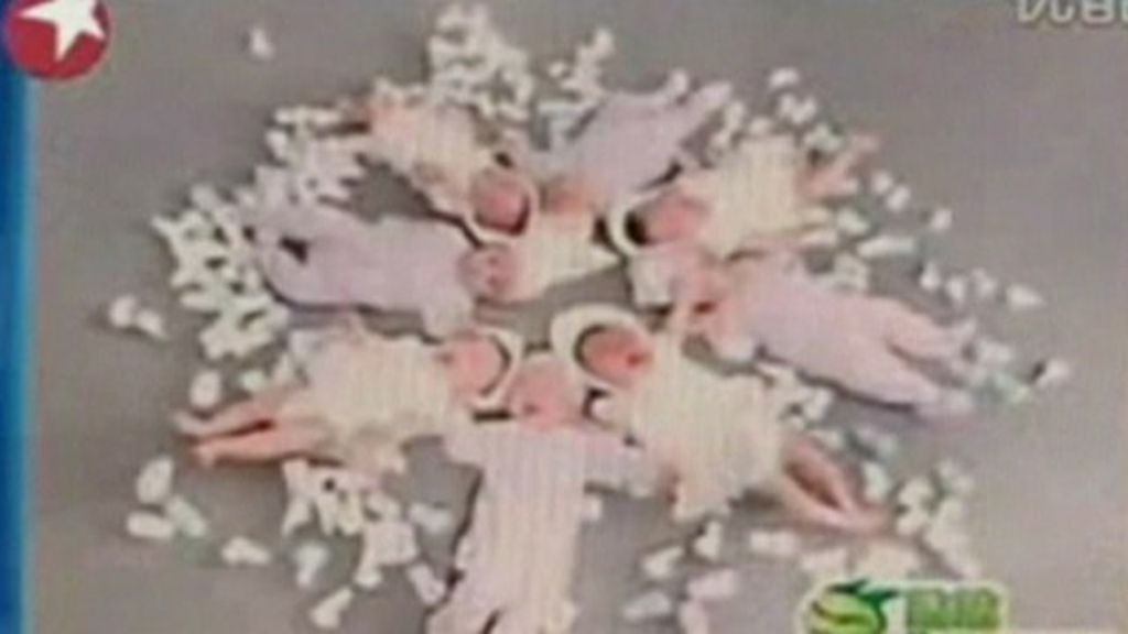 China couple with eight babies sparks surrogacy debate - BBC News