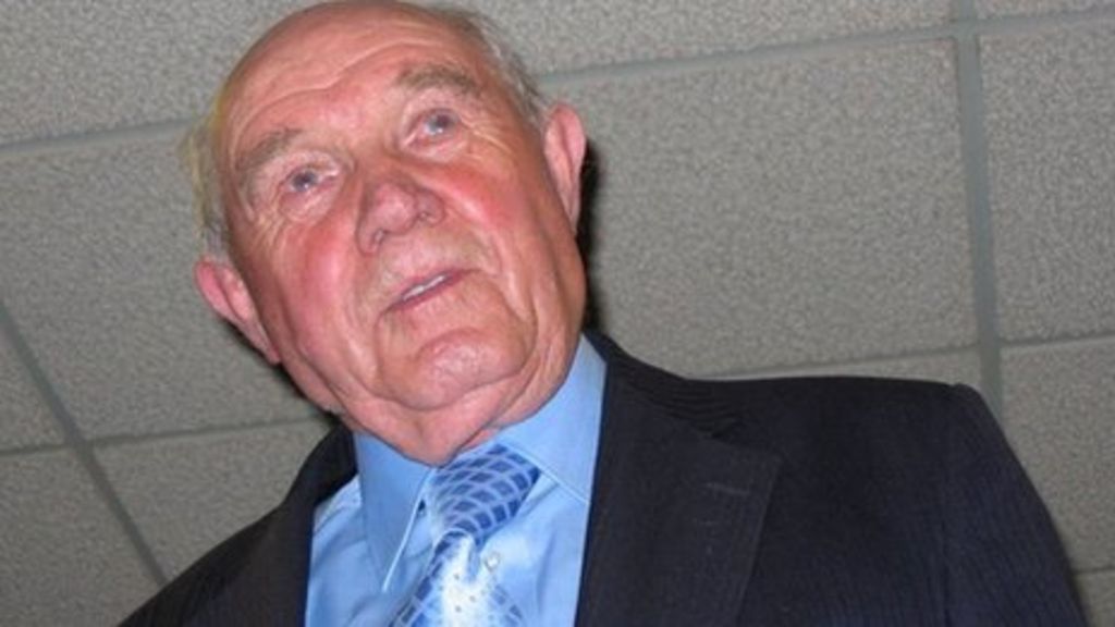 Tribute to Dumfries nursing pioneer David Shankland - BBC News
