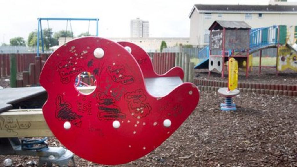 Tower Hamlets 'worst area for child poverty' claims map - BBC News