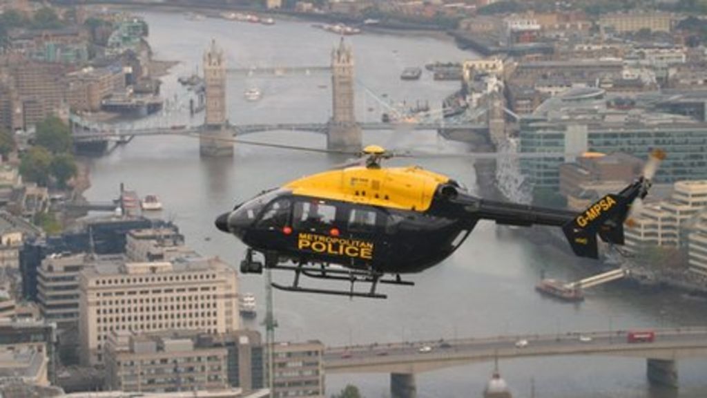 Metropolitan Police helicopter launches on Twitter - BBC News