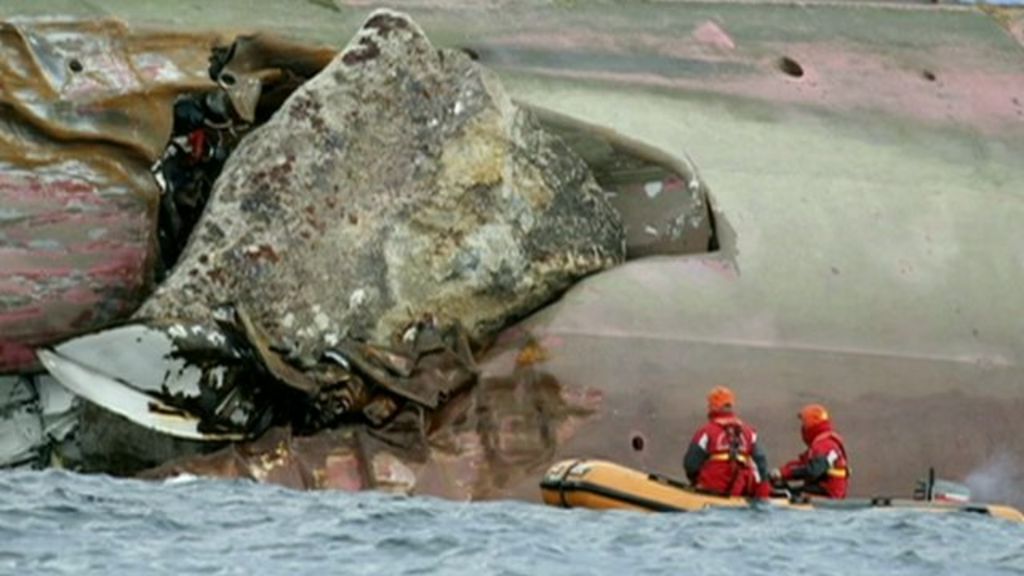 Preparations start for salvage operation of stranded ship - BBC News