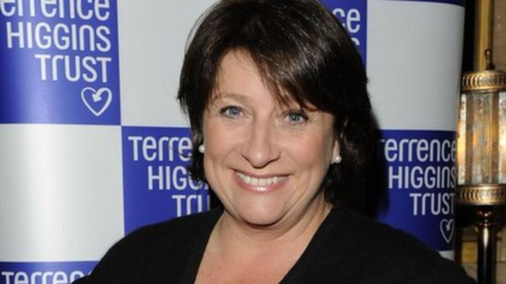 Caroline Quentin says she regrets part of her career - BBC News