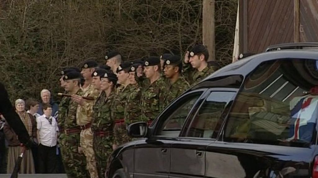 Brian Shivers guilty of Massereene soldiers' killings - BBC News