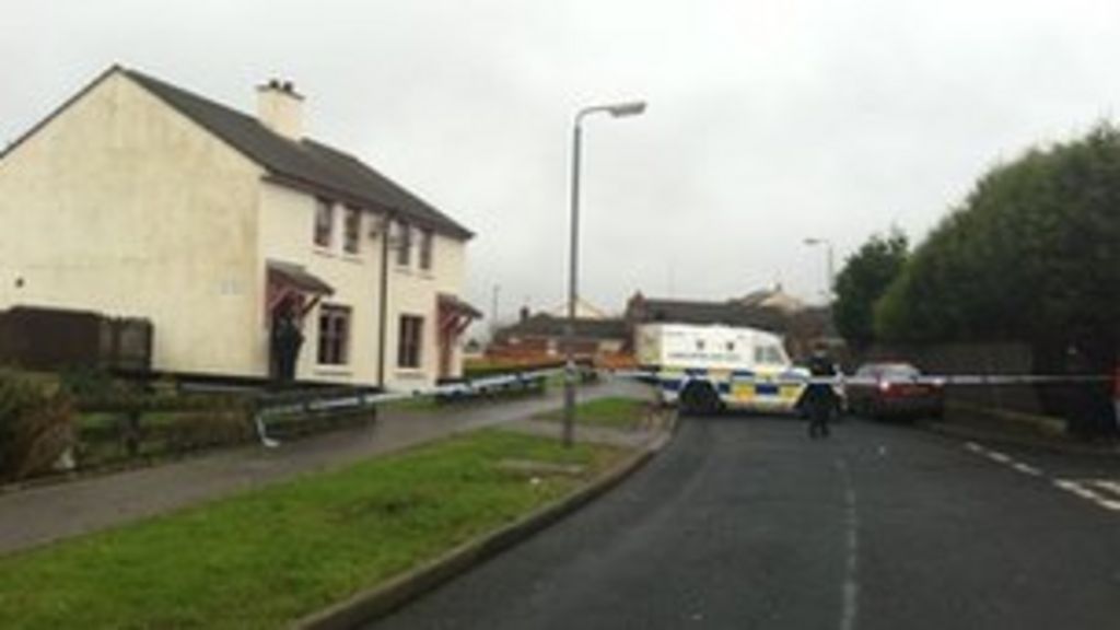 Bomb alert in Shantallow, Derry, now over - BBC News