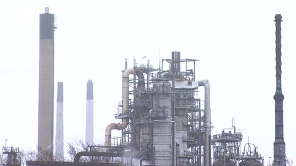 Coryton refinery: 'Record' diesel price rise warning - BBC News