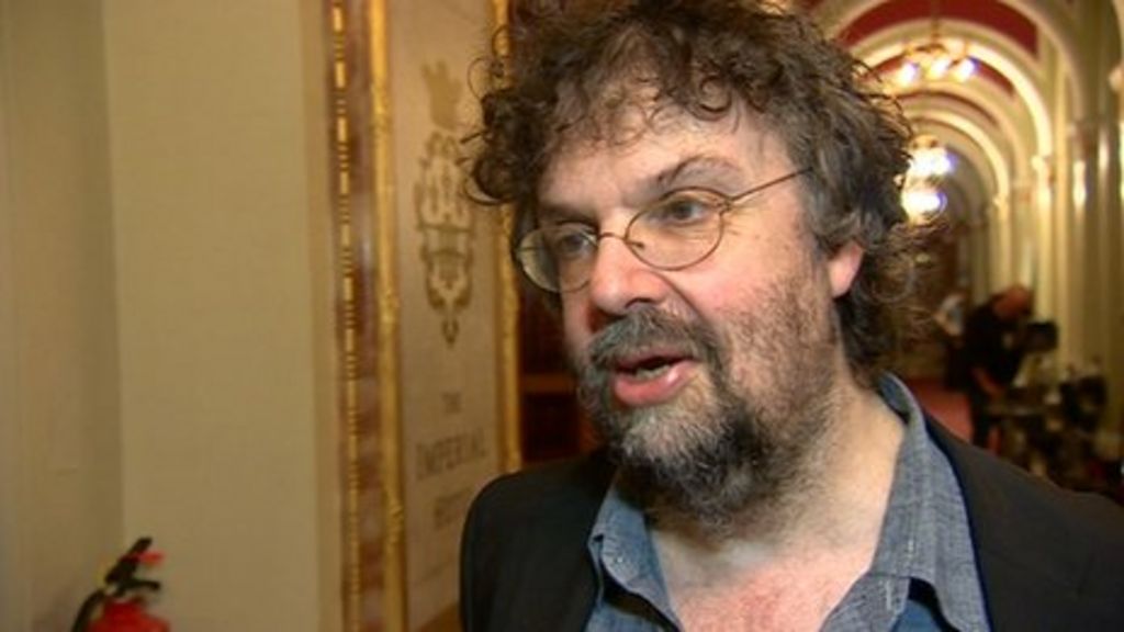 Stephen Poliakoff films BBC drama in Birmingham - BBC News
