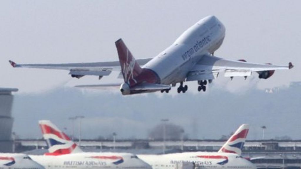 Airport's high tech solution to runway birds - BBC Newsround