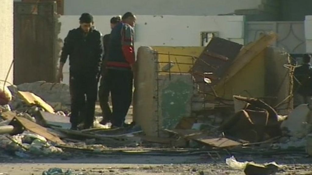 Civic activism emerges from Gaddafi's former compound - BBC News