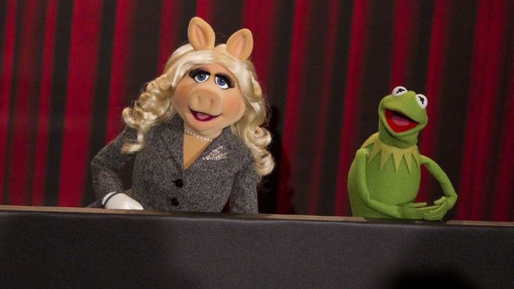 Joe and Dodge hit the red carpet and meet the muppets - BBC Newsround