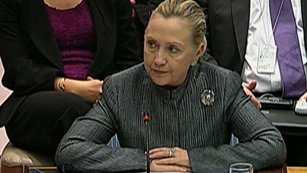 Hillary Clinton: No-one is safe in Syria under Assad - BBC News