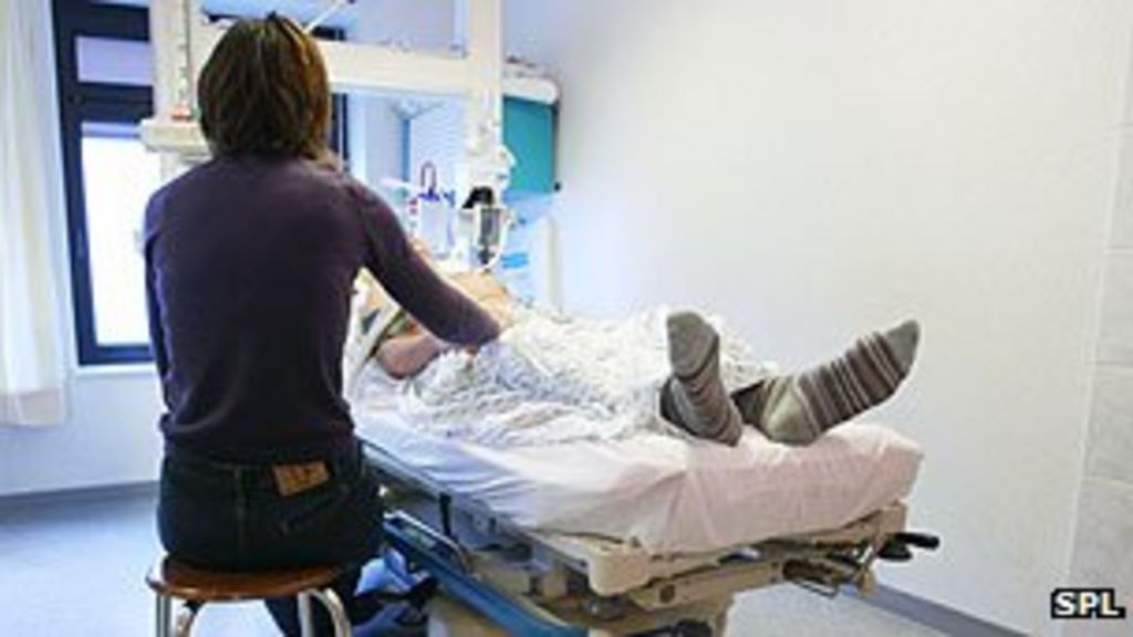 Patient death rates 'significantly higher' after bank holiday admission ...