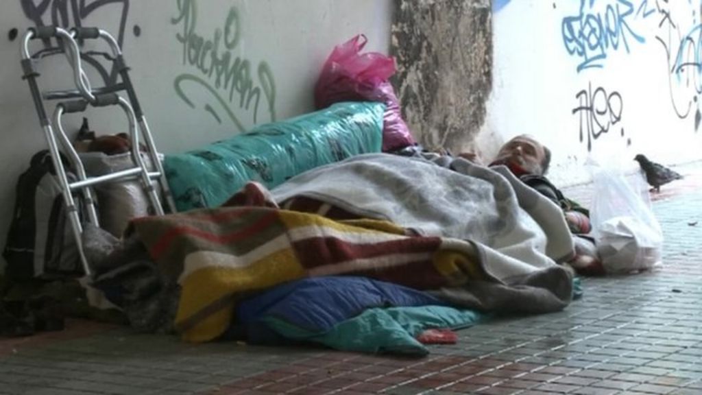 Meeting the 'new homeless' on Greece's freezing streets - BBC News