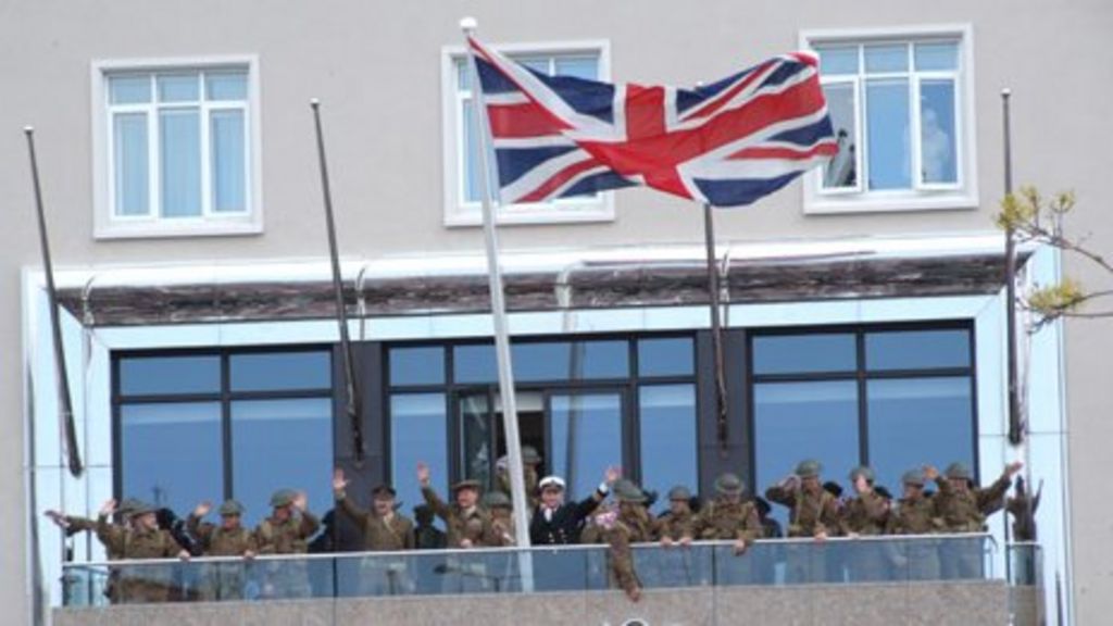 Jersey honours slave workers on Liberation Day - BBC News