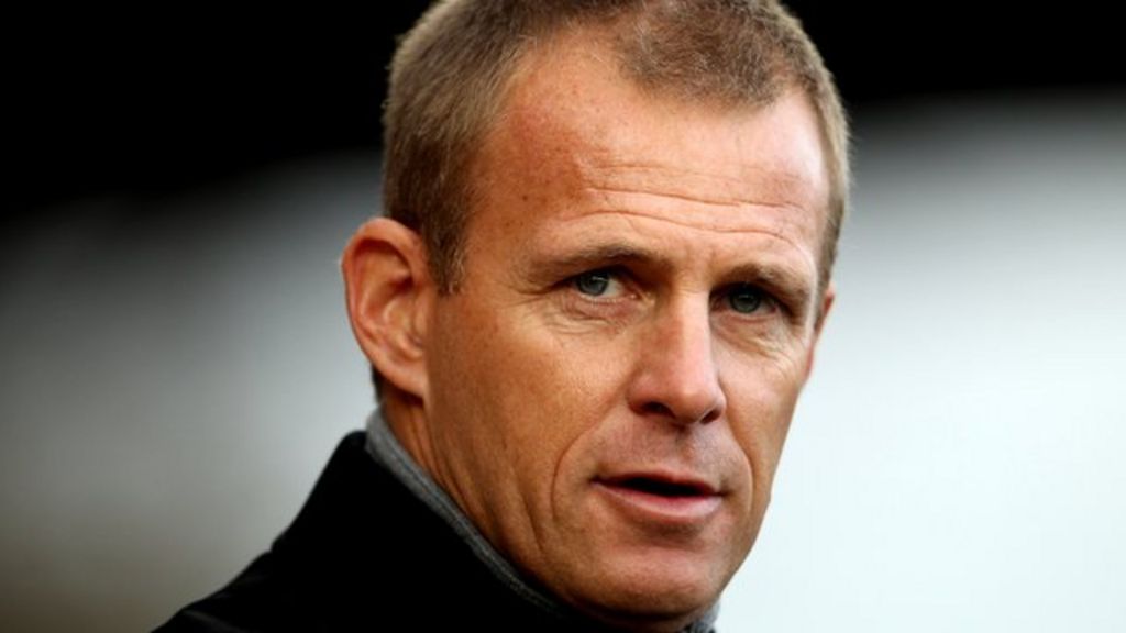 Stevenage boss Gary Smith delighted with Lucas Akins' impact - BBC Sport