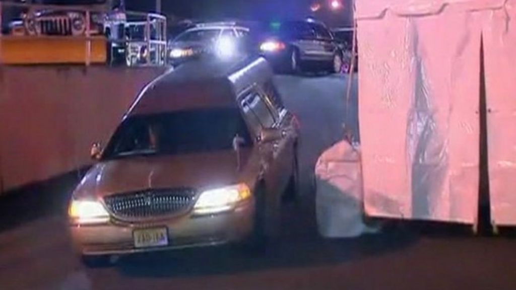 Whitney Houston's body is flown home to New Jersey - BBC News