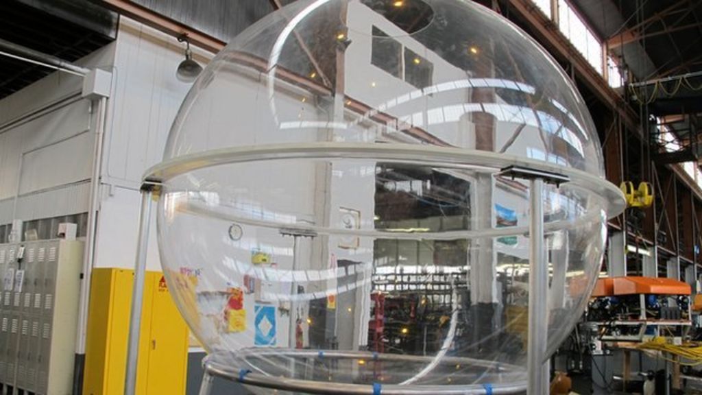 Building a deep-diving submarine: Pressure hull - BBC News