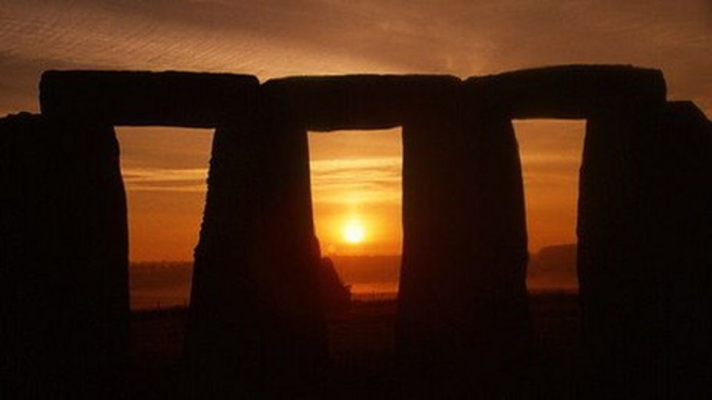 Stonehenge design was 'inspired by sounds' - BBC News