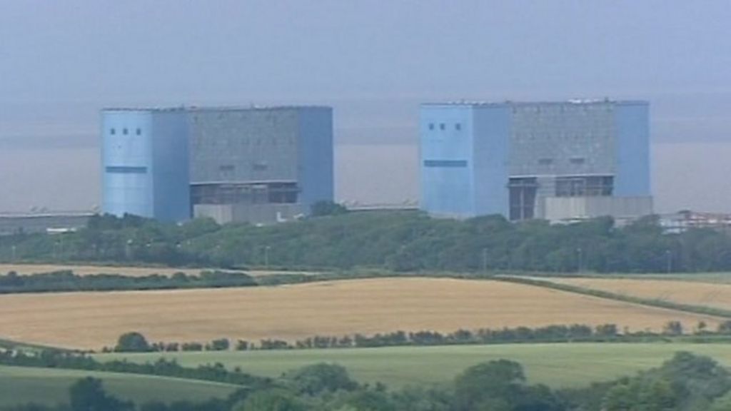 UK and France sign nuclear energy deal - BBC News