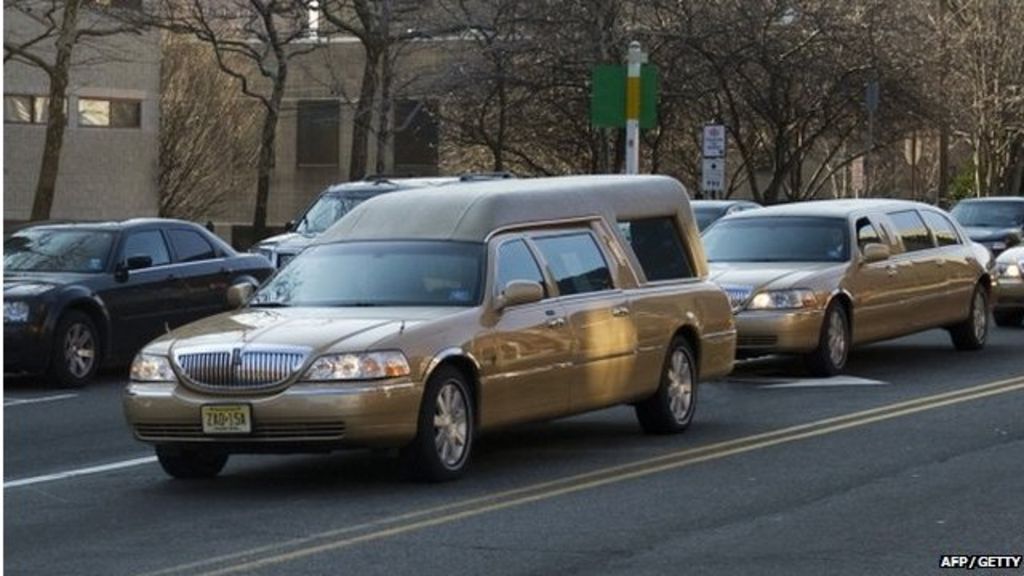 Whitney Houston's coffin arrives at New Jersey church - BBC News