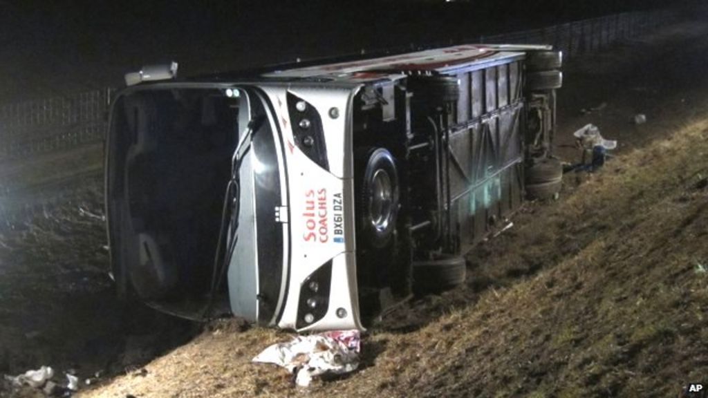 Sorrow at death of 'legend' teacher in coach crash - BBC News