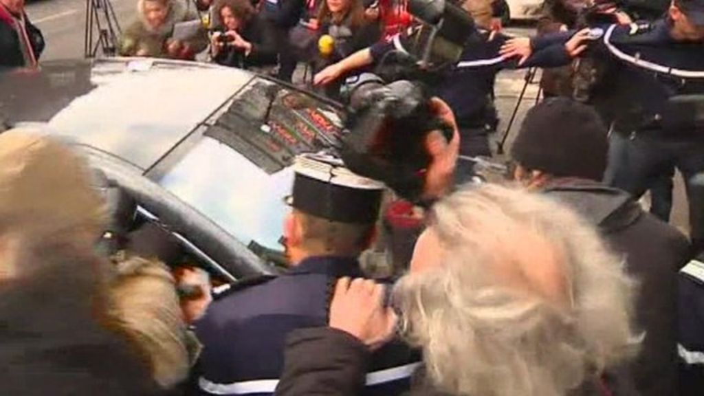 Dominic Strauss-Khan questioned by French police - BBC News