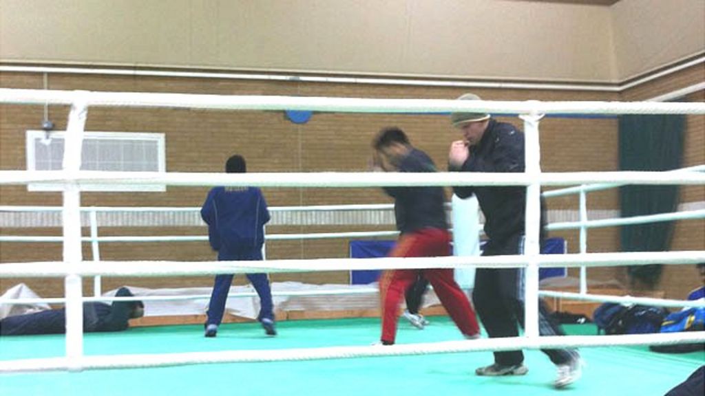 London 2012: International boxers get in shape in Cardiff - BBC News