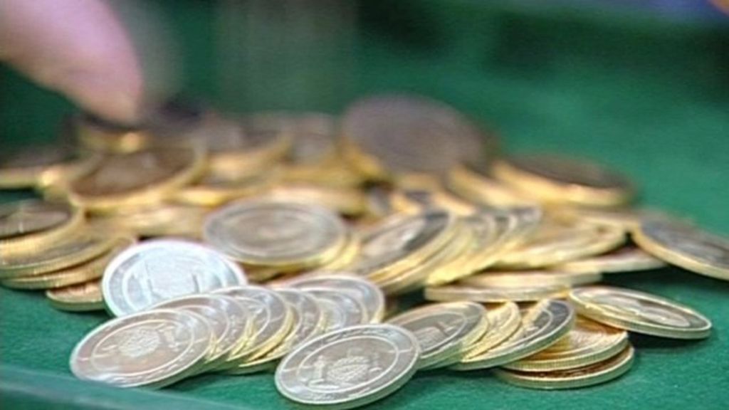 The cost of a divorce in Iran? Your weight in gold - BBC News