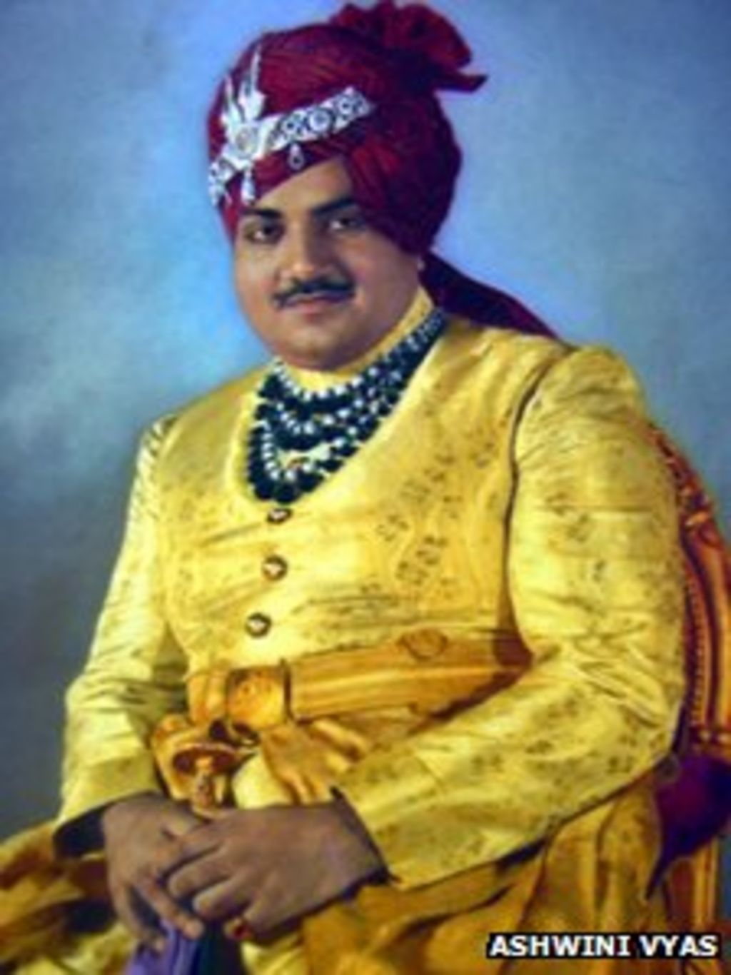 Rajasthan museum seeks maharaja's plane crash wreckage - BBC News