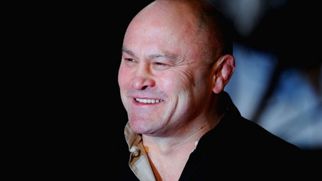 Rugby star Brian Moore: Gollum is my alter-ego - BBC News