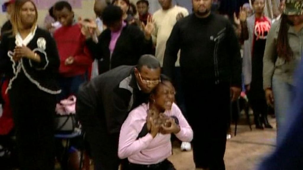 Concern over migrants' Kindoki witchcraft beliefs - BBC News