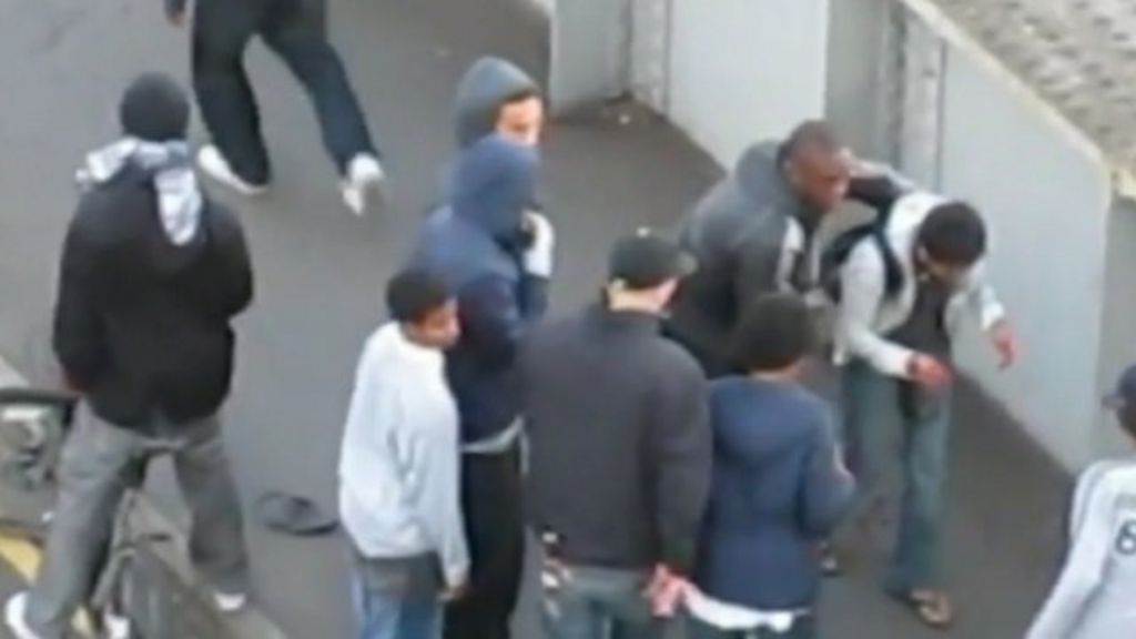 London riots: Men guilty of robbing Malaysian student - BBC News