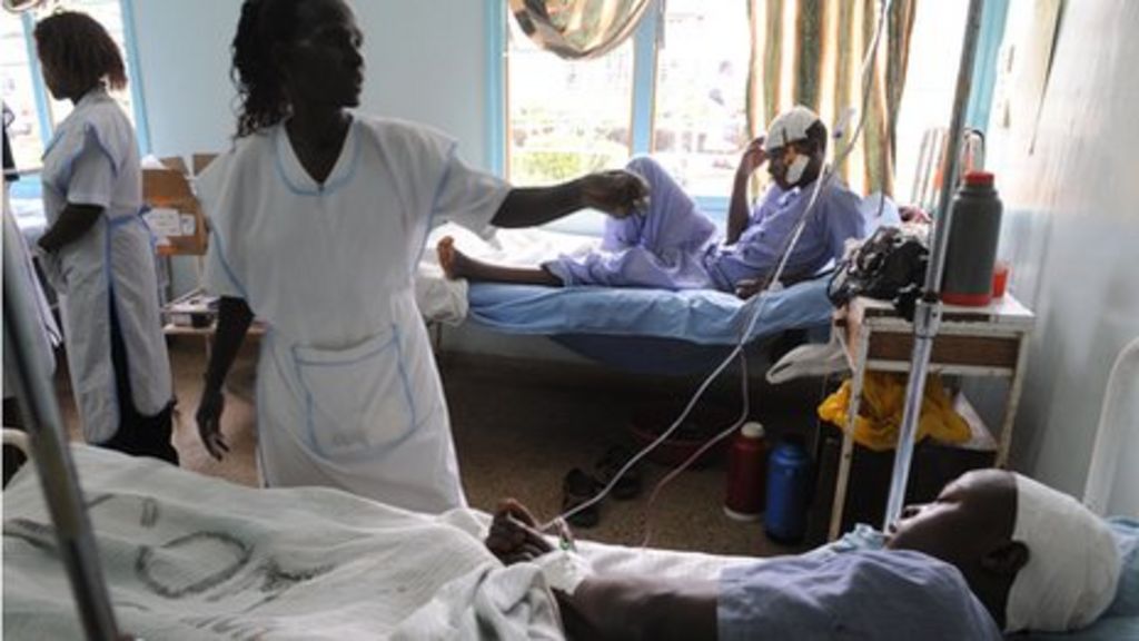 Kenya sacks 25,000 nurses for striking - BBC News