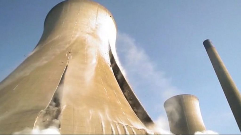 Explosions demolish Richborough cooling towers - BBC News