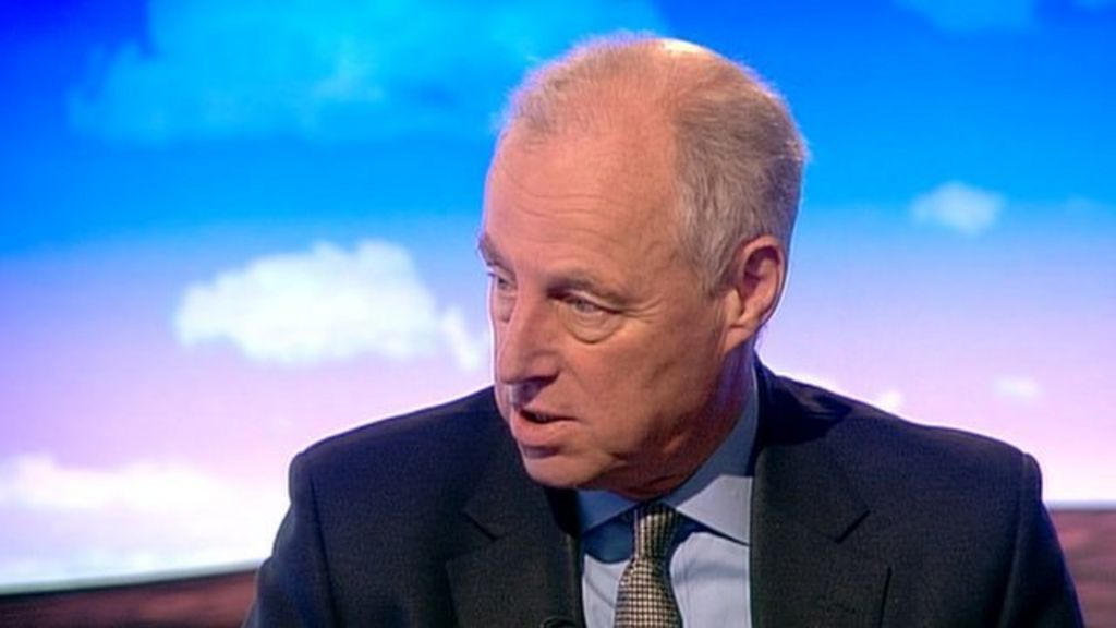 Expand Heathrow but no estuary airport, says Tim Yeo MP - BBC News