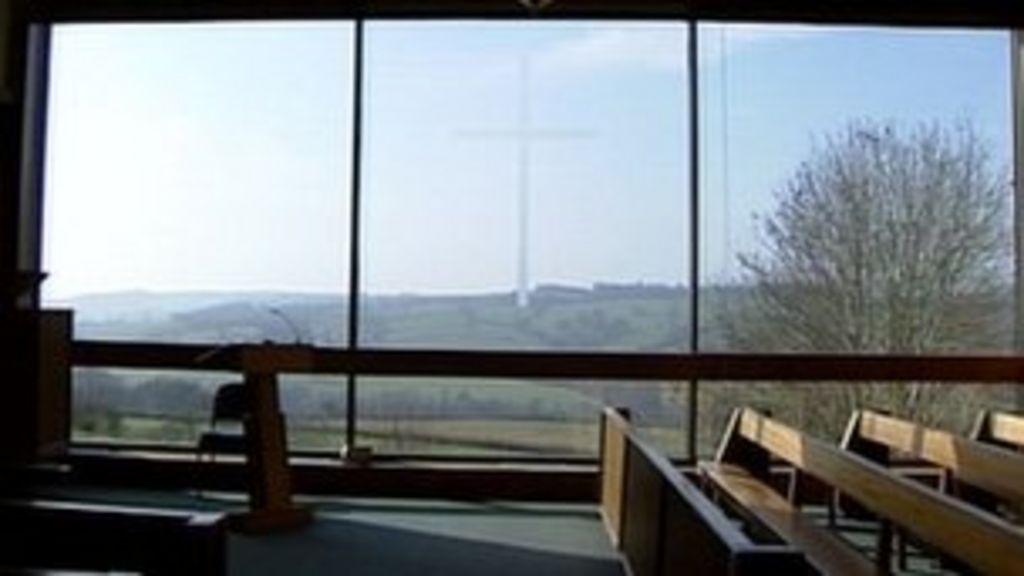 Bath Crematorium reaches a compromise over cross - BBC News