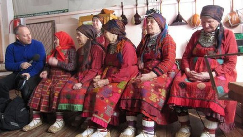 Russian grannies eye Eurovision glory - BBC News