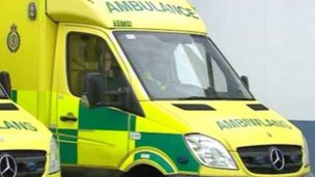 Welsh Ambulance Service fears at lack of budget - BBC News