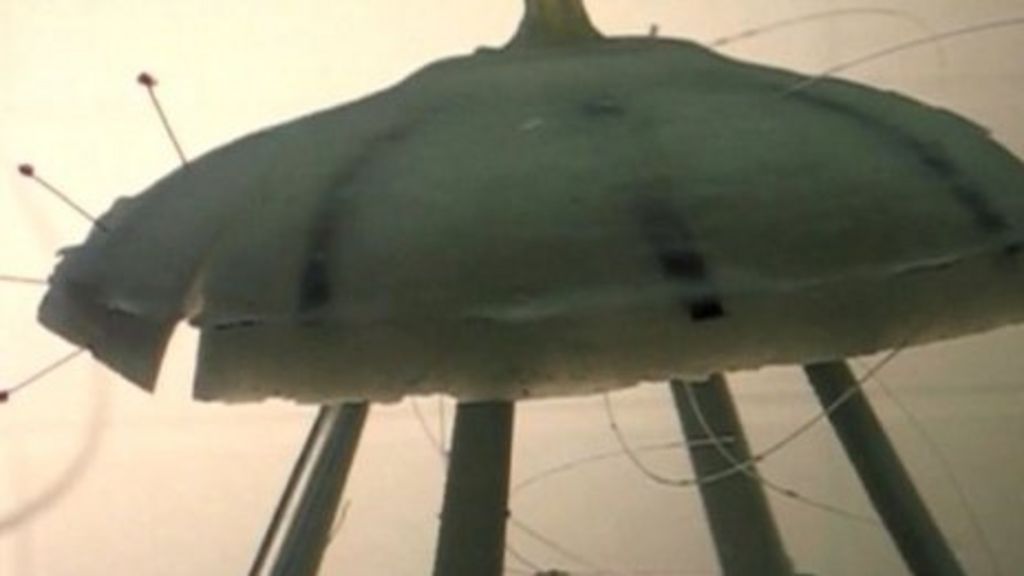 Robojelly - jellyfish robot invented - BBC Newsround