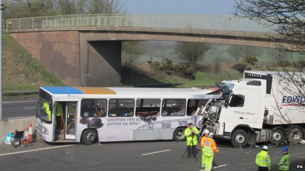 Coach passenger tells of moment of M5 crash impact - BBC News