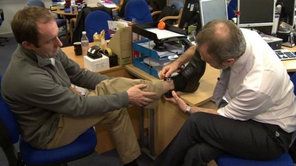 How effective are new GPS tags for offenders? - BBC News