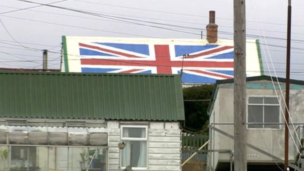 Falkland islanders' views 30 years after invasion - BBC News