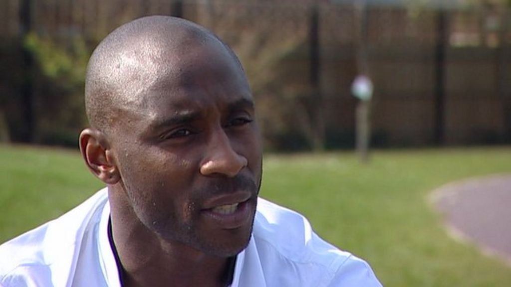 Late Kick Off: Jason Roberts eyes Premier League return - BBC Sport