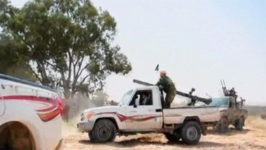 At least 14 killed in Libya clashes around Zuwara - BBC News