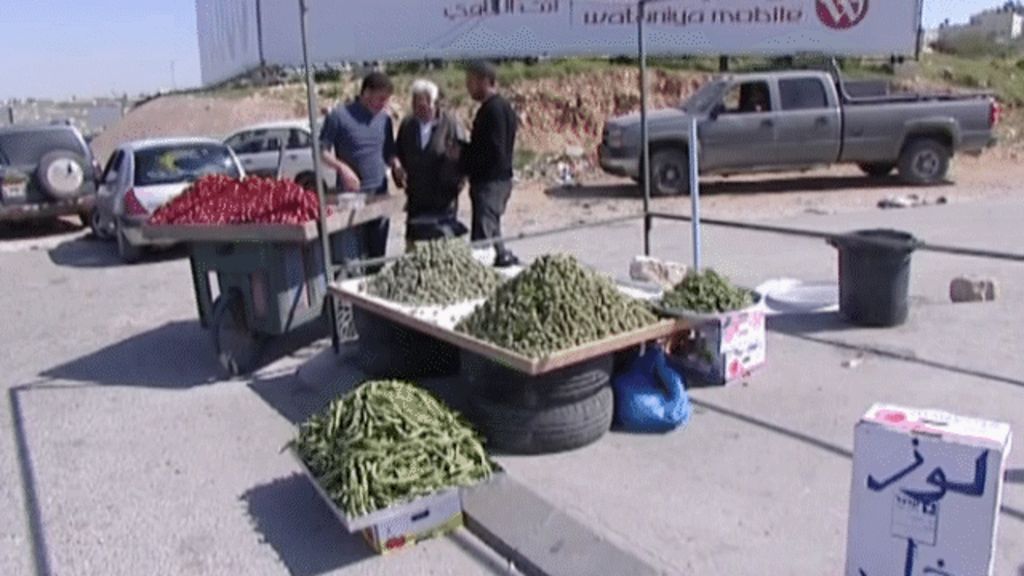 Palestinians turning a profit from military checkpoints - BBC News